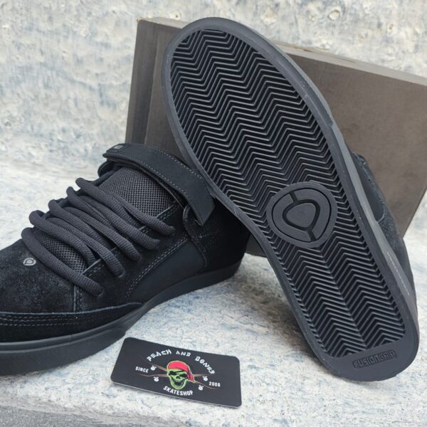 Circa Shoes 205 Vulc Black/Grey - Peach and Bones Skateshop