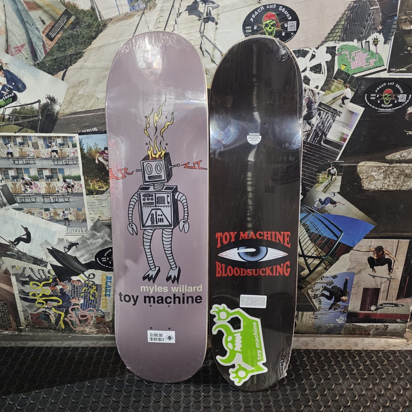 Tabla Toy Machine 8.25 x 32.00 in Willard Robot Fire - Peach and Bones ...