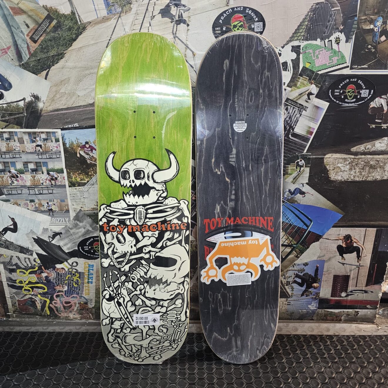 Tabla Toy Machine 8.25 x 32.00 in Dead Monster - Peach and Bones Skateshop